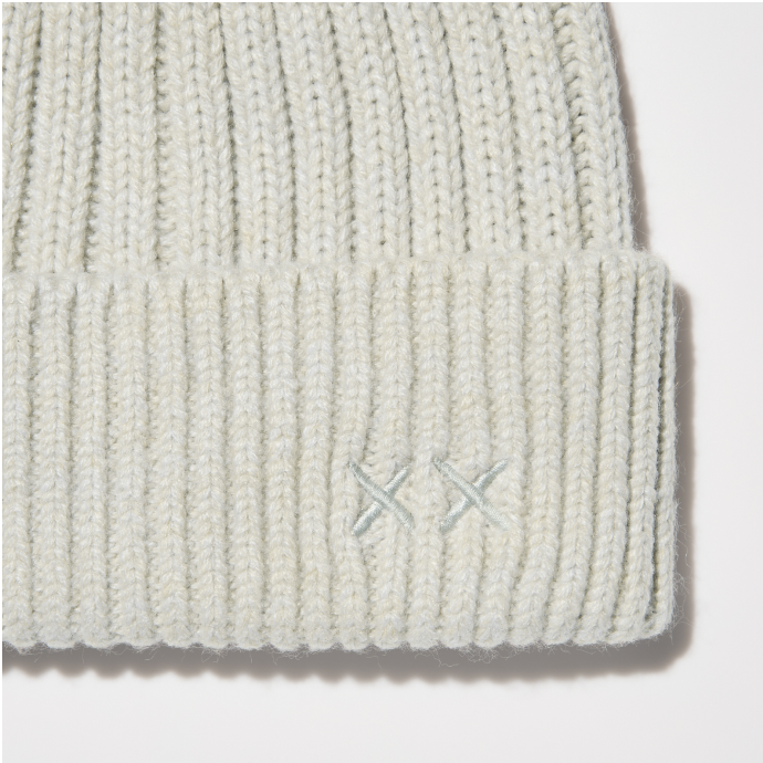 KAWS WINTER Special Site - UNIQLO HONG KONG & MACAU