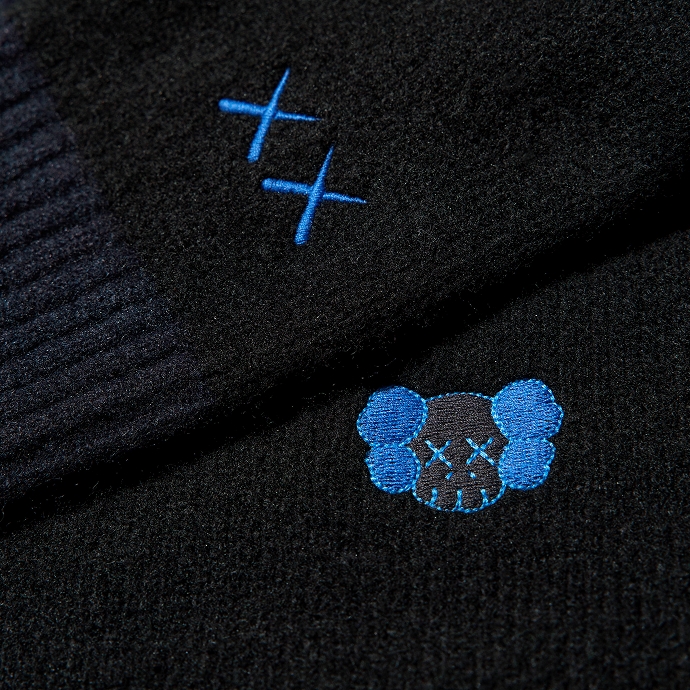 KAWS WINTER Special Site - UNIQLO HONG KONG & MACAU